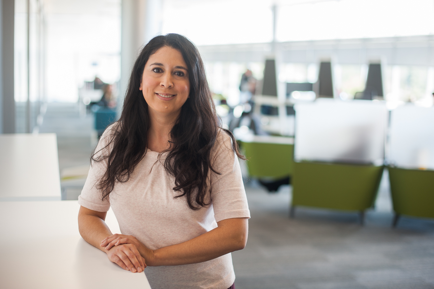 Outreach librarian helps students get to know new library - Palomar News